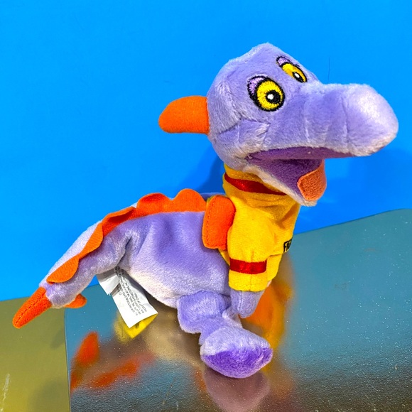 Disney | Toys | Walt Disney World Vtg 9s Figent Dragon Epcots Mascot Of ...